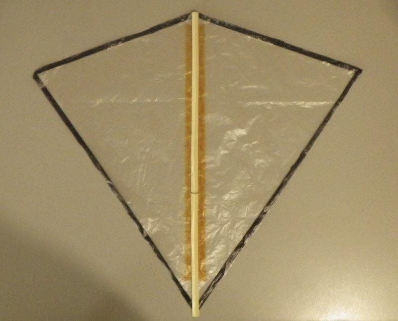 Learn How To Make An Indoor Diamond Kite Step by Step learn-how-to-make-an-indoor-diamond-kite-step-by-step